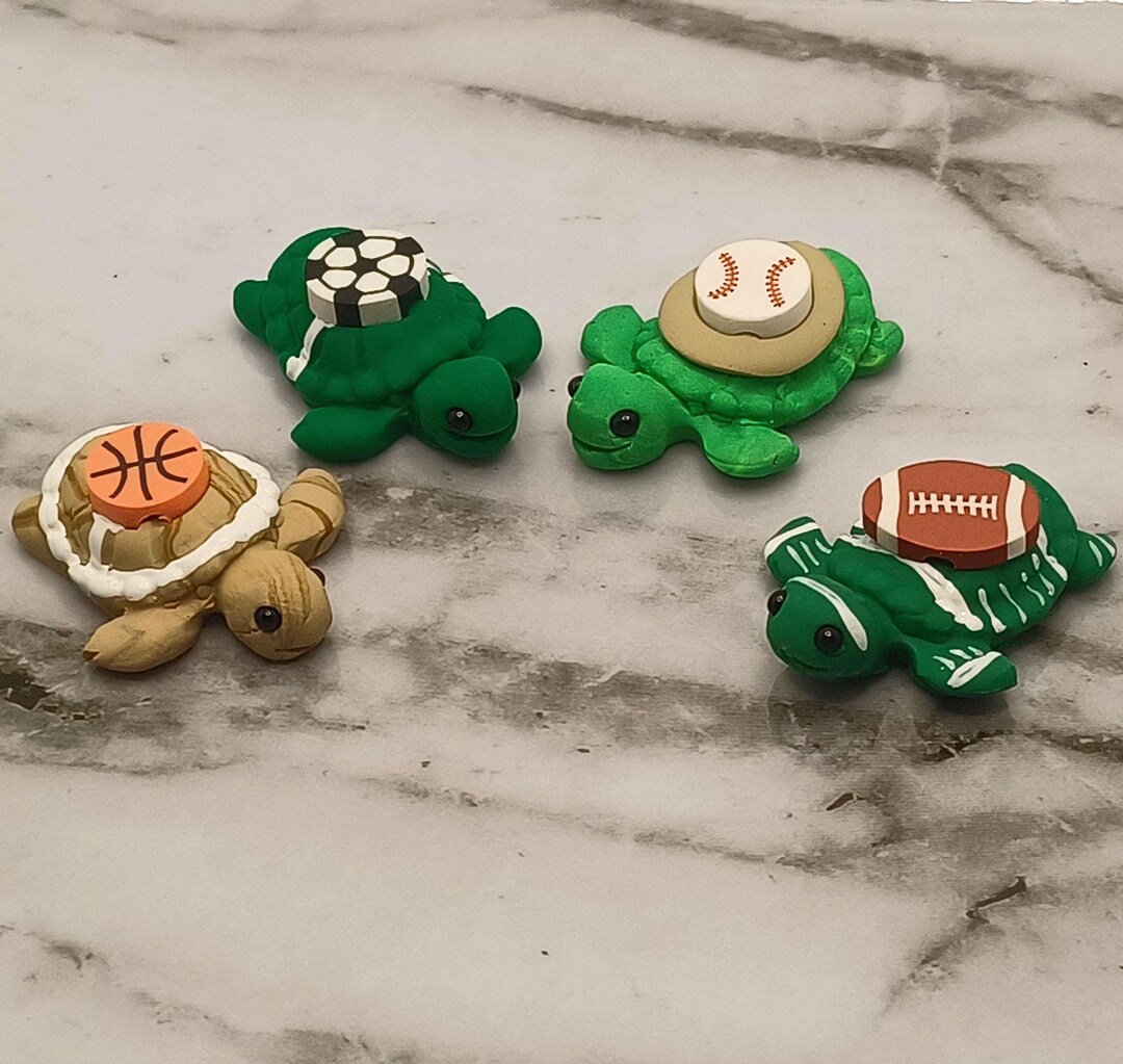 Sports Turtle Desk Pet, Football Basketball Mini Turtle Figurine ...