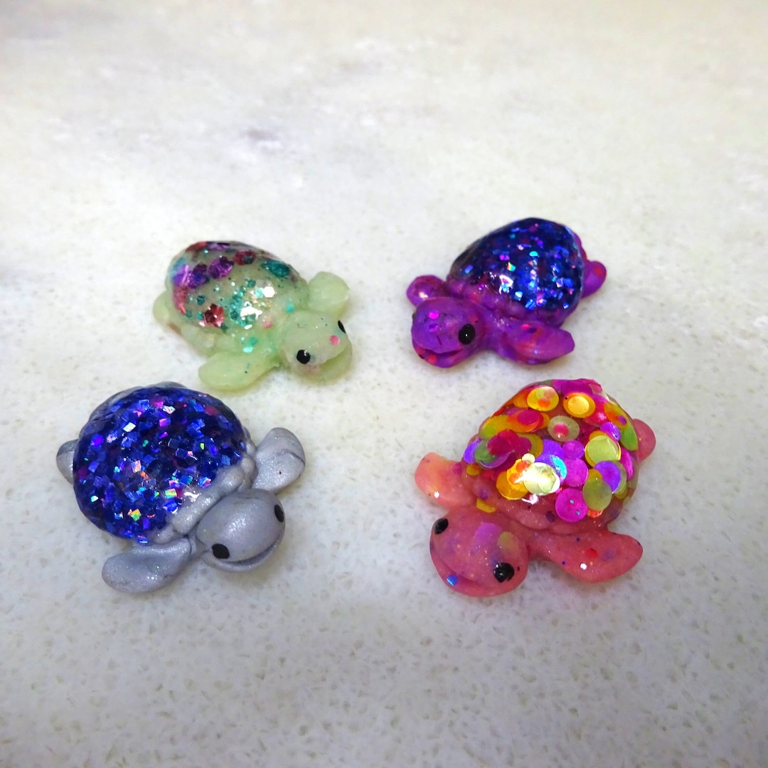 Glitter Turtle Desk Pet, Mini Turtle Figurine, Sea Turtle Desk Buddy ...