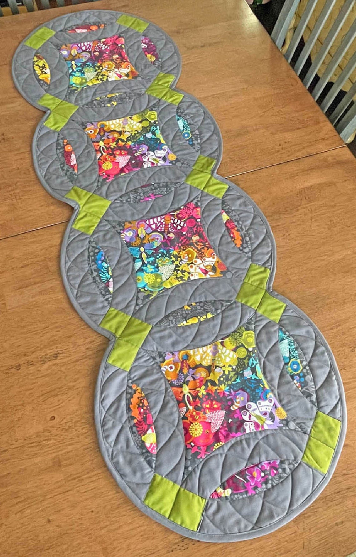 PATTERN - Double Wedding Ring Table Runner Quilt Pattern. Finished Size ...