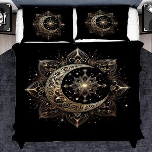 Black and Gold Celestial Bedding Set: Moon & Star Quilt, Witchy Decor ...
