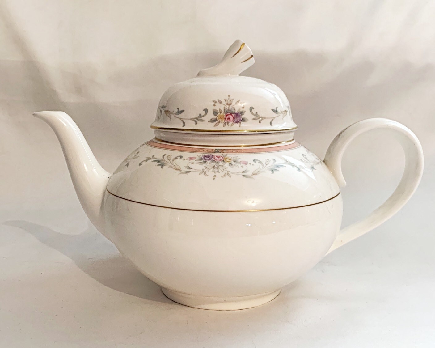 Vintage Christopher Stewart Spring Crest Teapot - Etsy