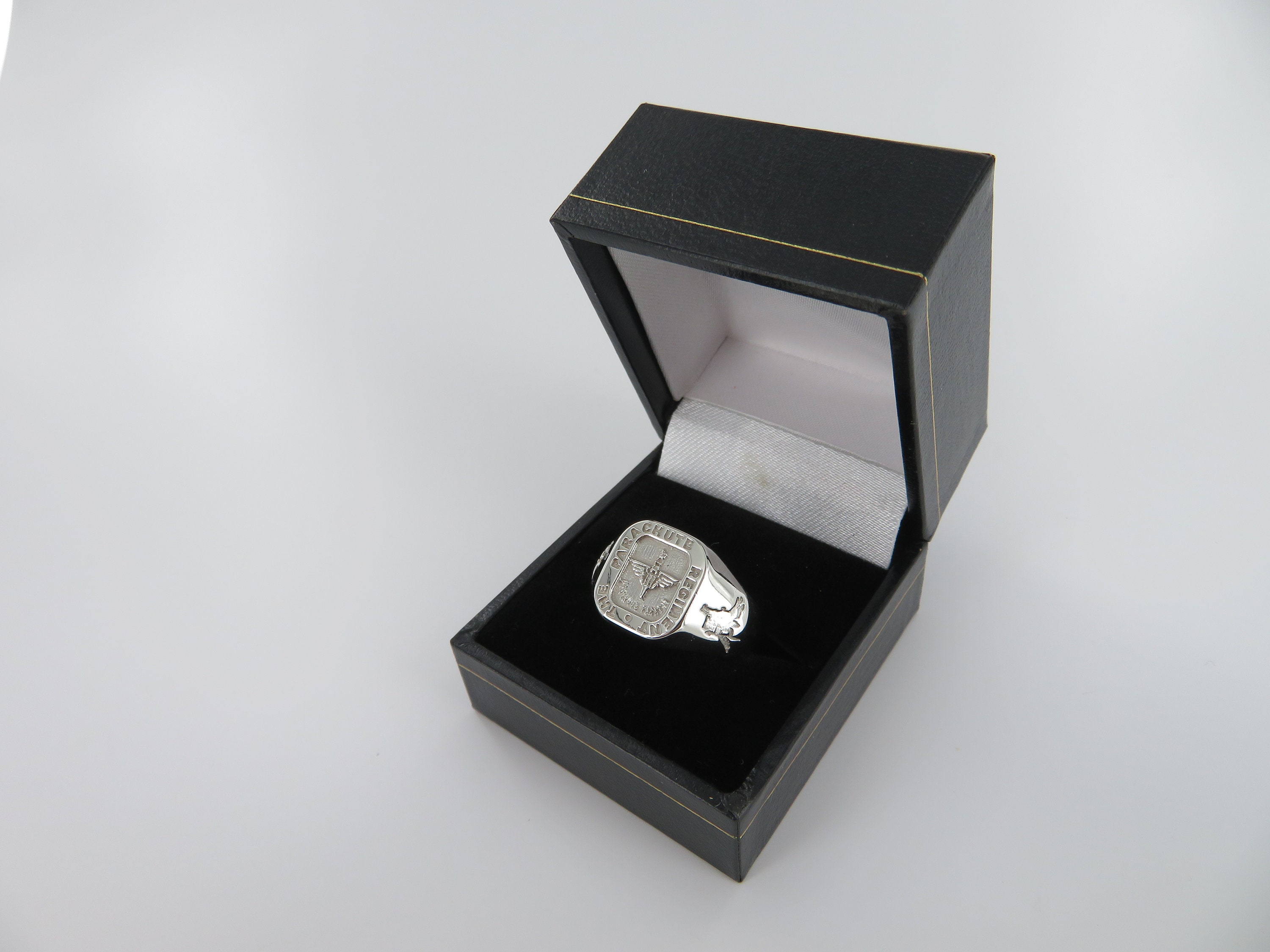 Parachute Regiment Ring With Pegasus Silhouette Sterling Silver ...