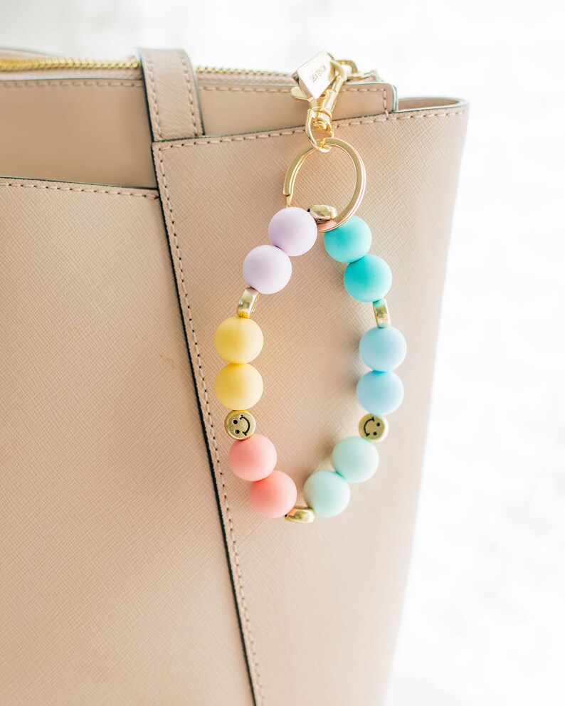 Smiley Silicone Beaded Keychain / Stretch Wristlet Keychain - Etsy