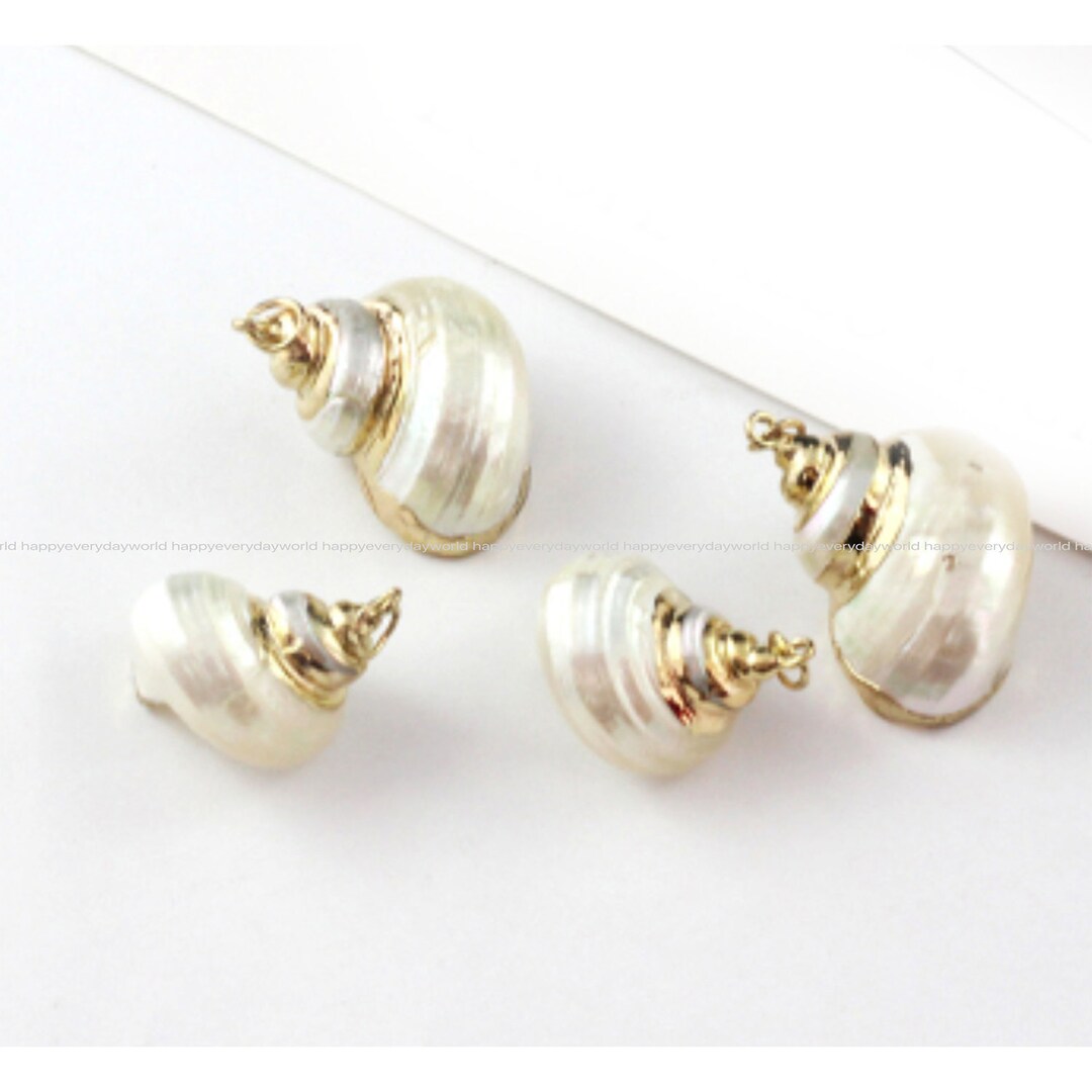 Real Sea Snail Shell Gold Plated Cowrie Charm Pendant With Ring ...