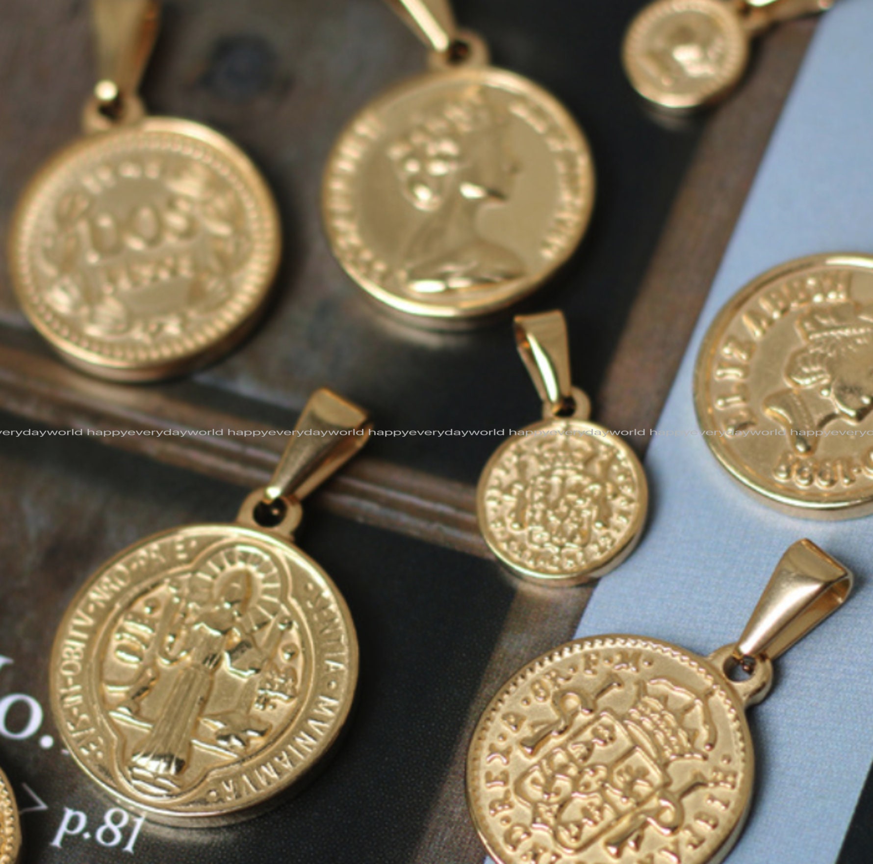 DESIGN Gold Coin Charms Stainless Steel Disc Pendants Charm 18k Gold ...