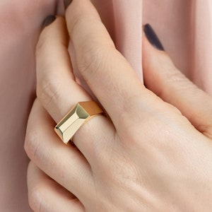 Unique Solid Gold Signet Ring, Ladies 14K Gold Signet Ring, Large Yellow Gold Ring, Unisex ...