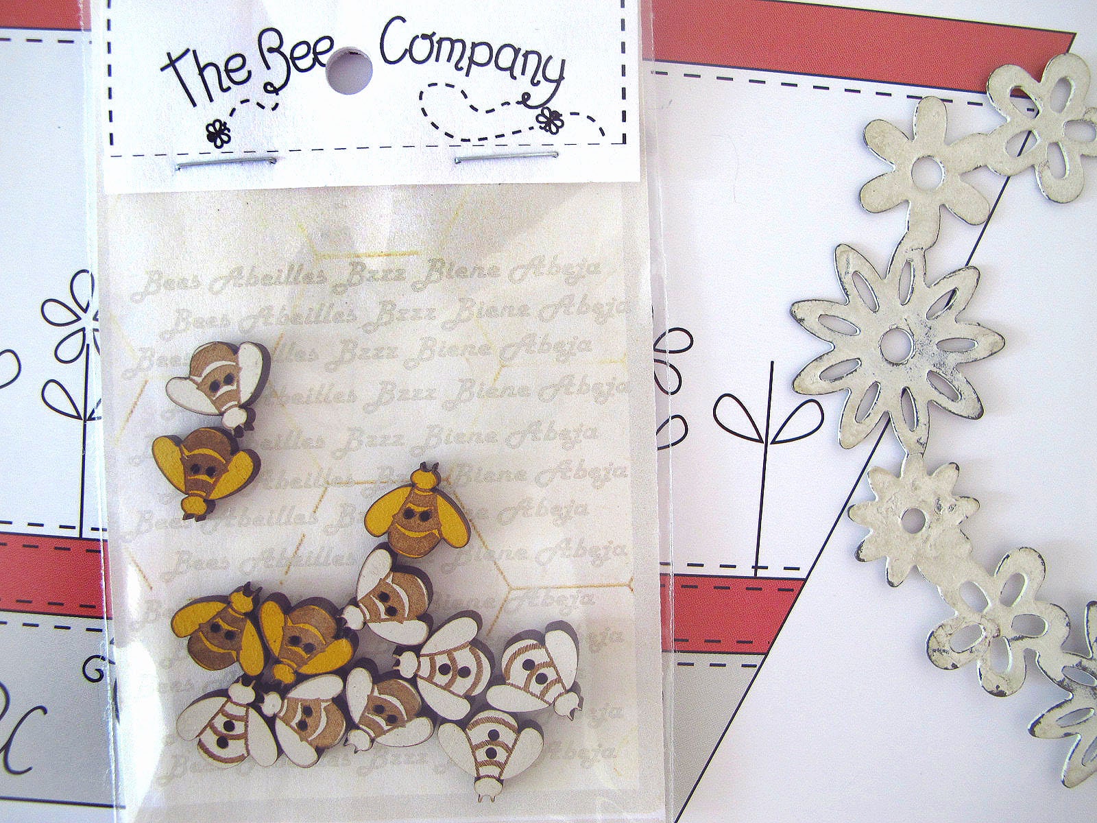 Wooden Buttons Bees - Etsy