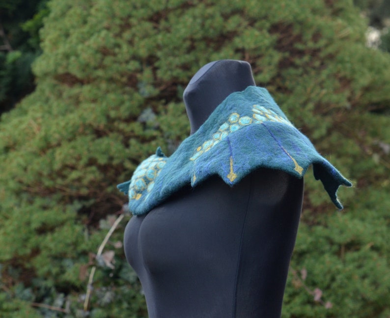 Felted Spotted Sea Dragon Scarf/ Wool Stole Shaped Like Blue-green ...