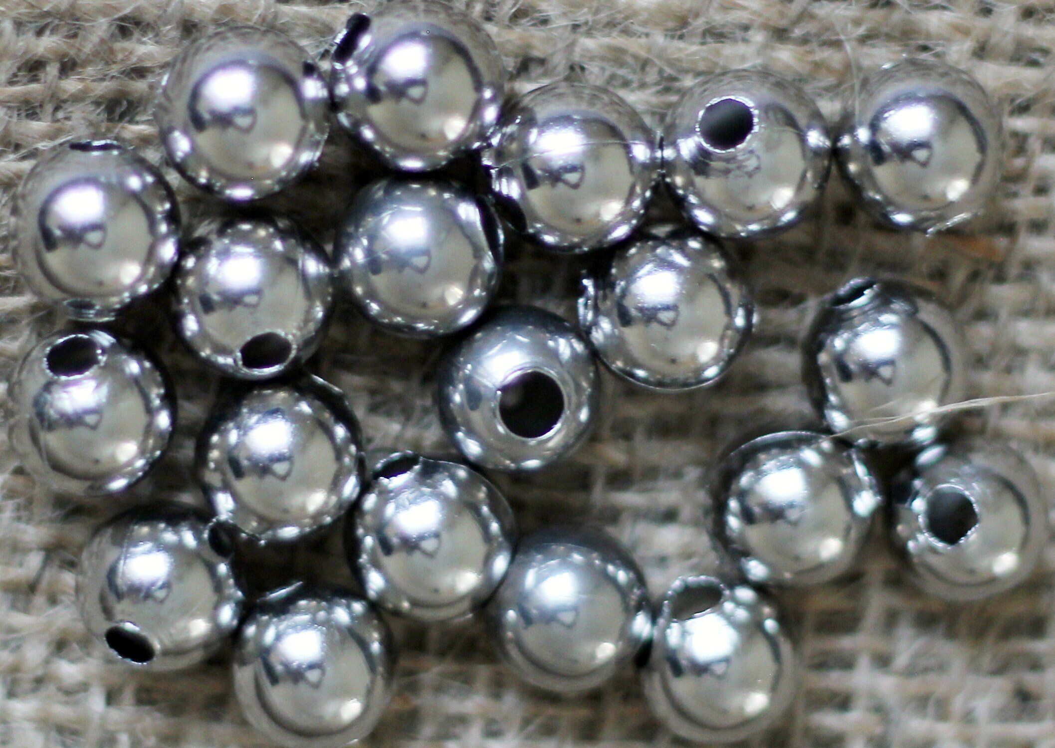 Personalized beads round custom wholesale 10mm text | Etsy