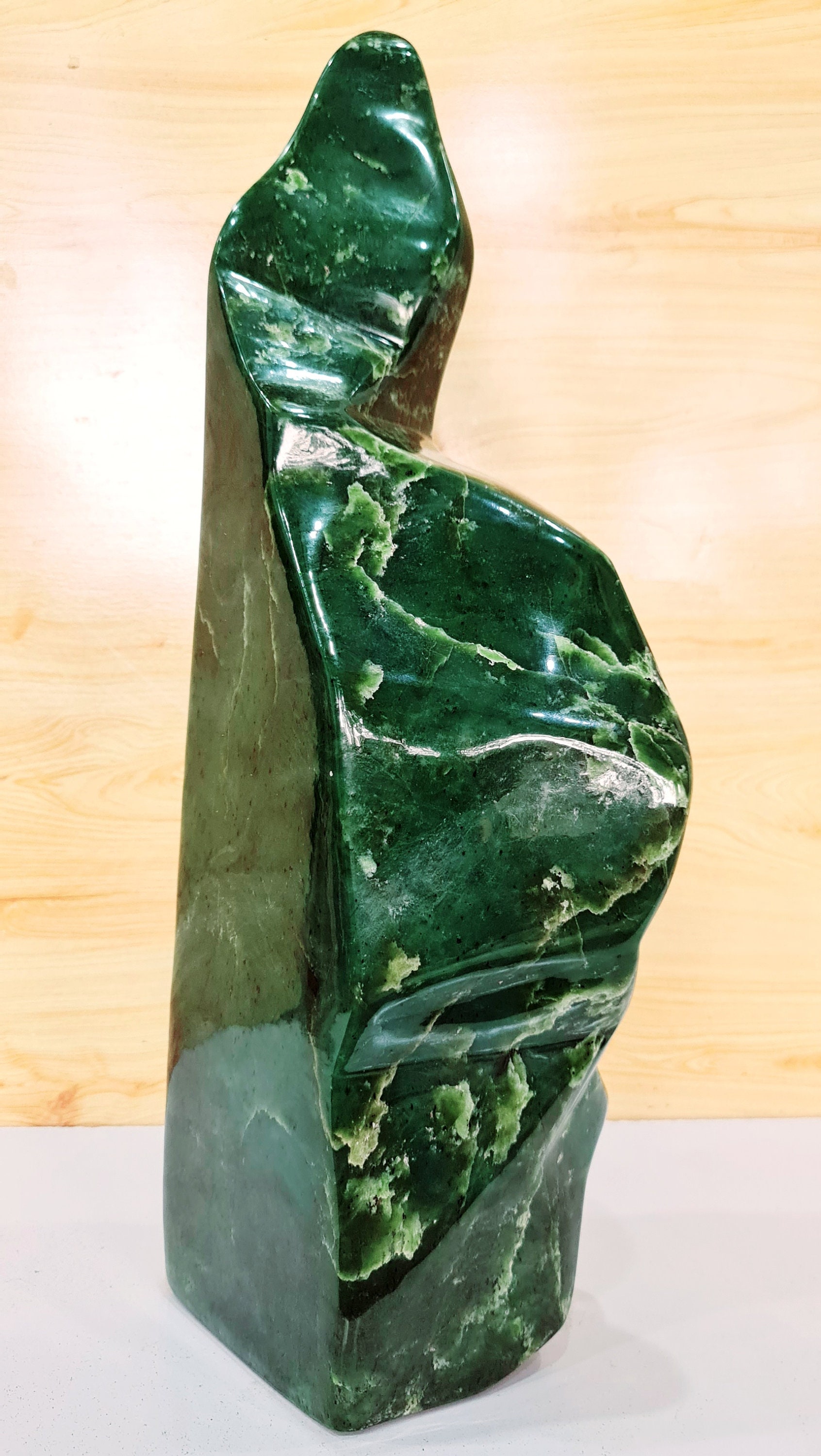 10.4 Kg Superb Large Emerald Green Nephrite Jade Polished Freeform ...