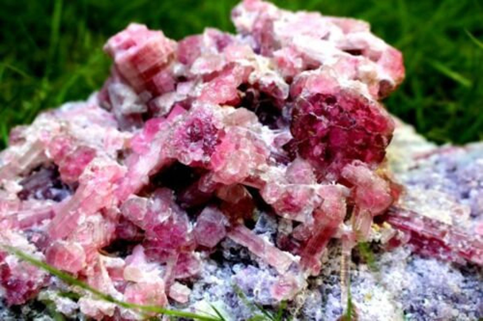 1486 Gram Ruby Lite Pink Natural Tourmaline Crystals Bunch With Pink ...