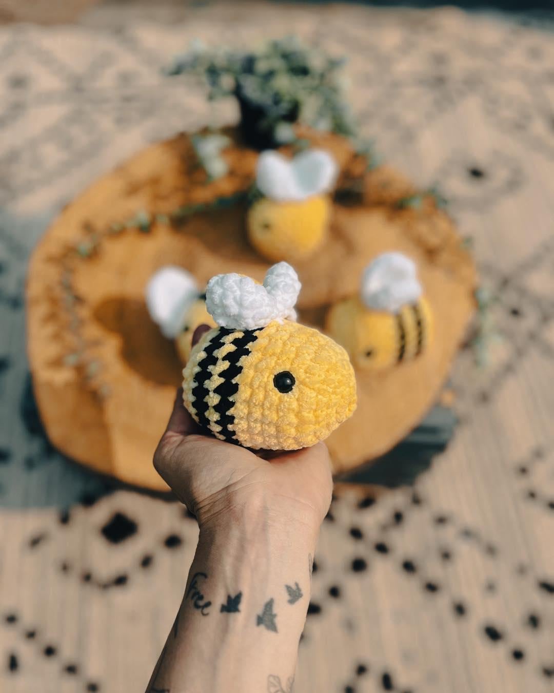 Crochet Bee Plushie, Bumble Bee, Emotional Support Bee, Table/ Desk ...