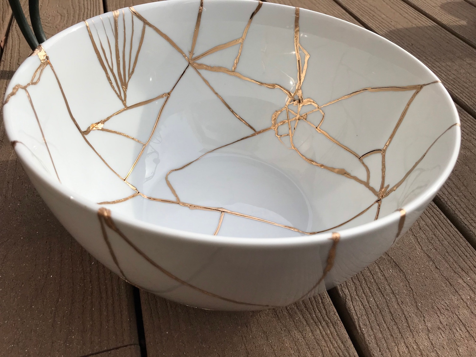 Large Kintsugi Bowl With 30 Plus Breaks - Etsy