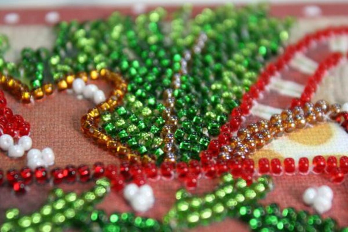 DIY Bead Embroidery Kit Christmas Bead Kit Mitten DIY Gift Idea ...