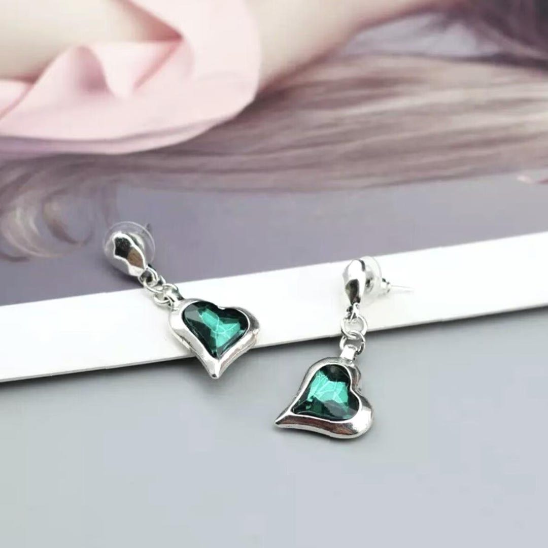 Vintage Handmade 50s Style Drop Earrings Green Woman Silver Plated ...