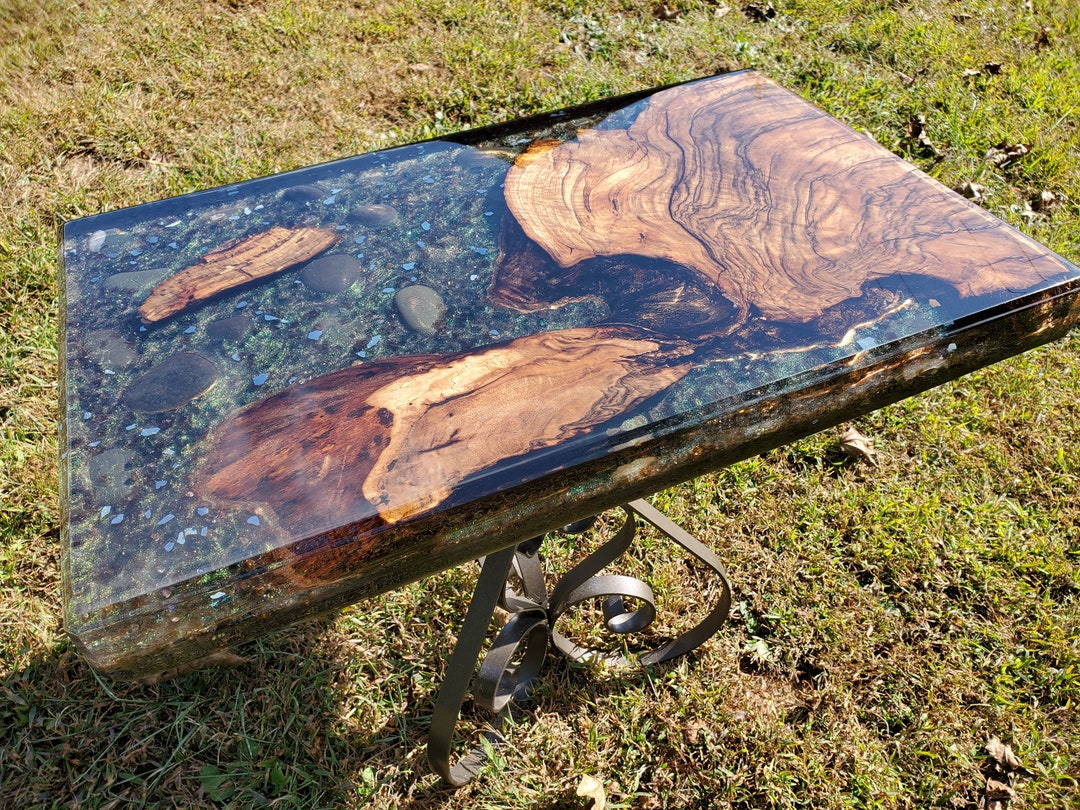 Resin End Table 3D Resin Art Table English Walnut, Natural River Rocks ...