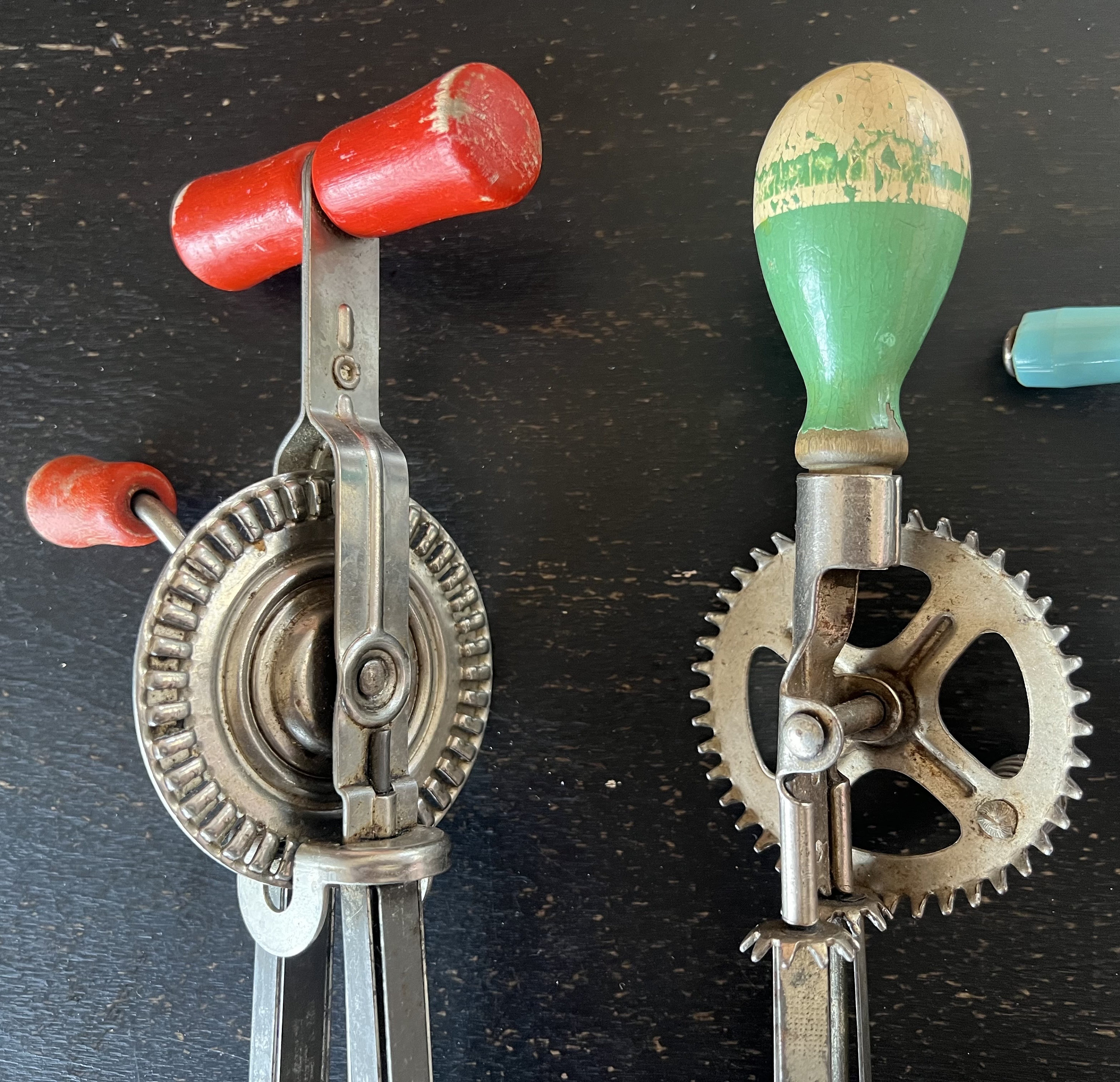 3 Vintage Egg Beaters Red, Green, Turquoise Early Midcentury Manual ...