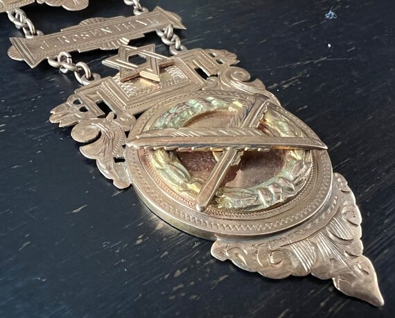 Antique 14k Gold Jewish Pin Badge Congregation Sons o… - Gem