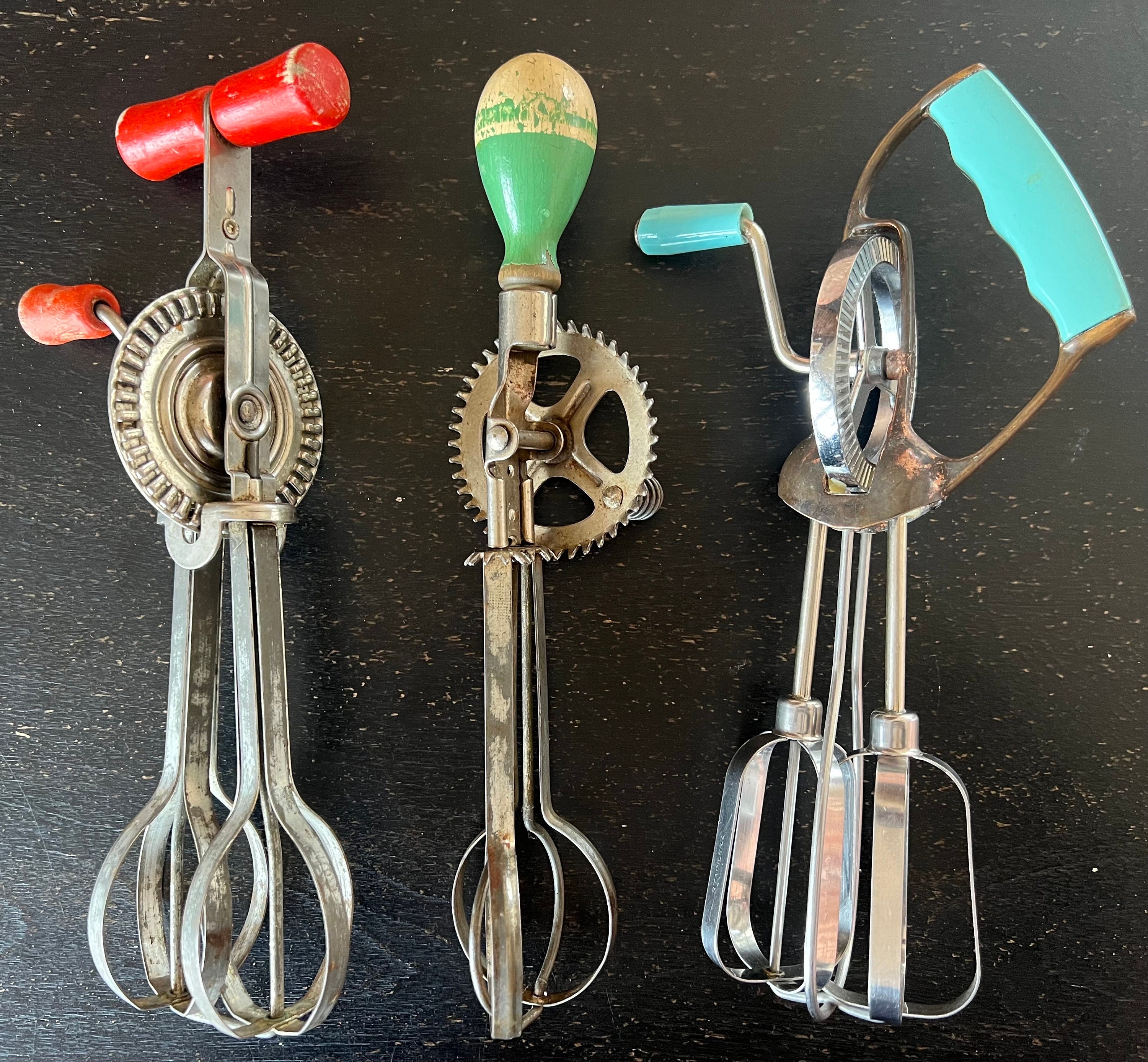 3 Vintage Egg Beaters Red, Green, Turquoise Early Midcentury Manual ...
