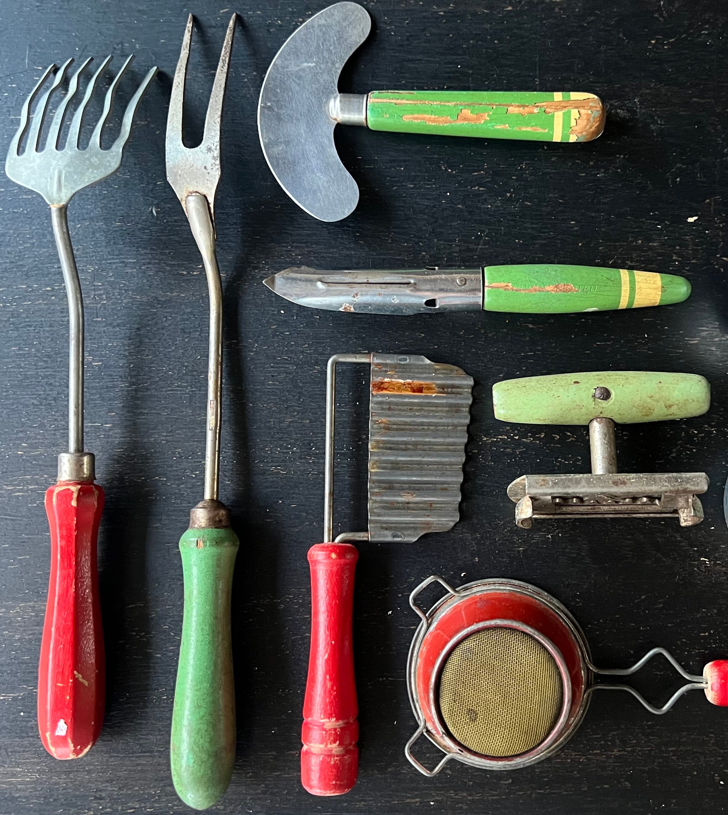 13 Vintage Red & Green Kitchen Utensil Tools Gadgets Painted - Etsy