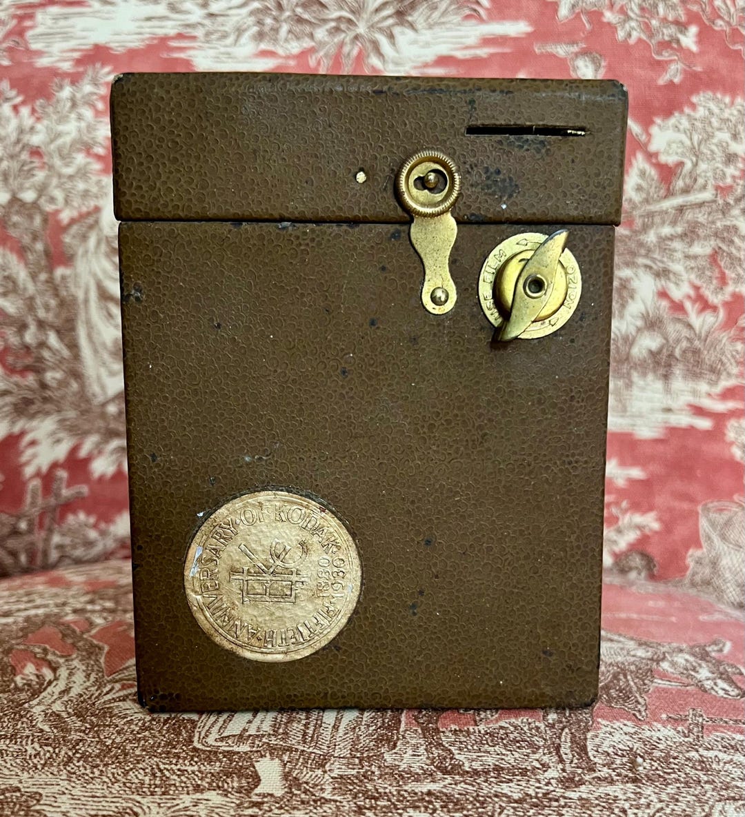 Kodak No. 2 Hawk-eye Model C Box Camera – 50th Anniversary Edition ...