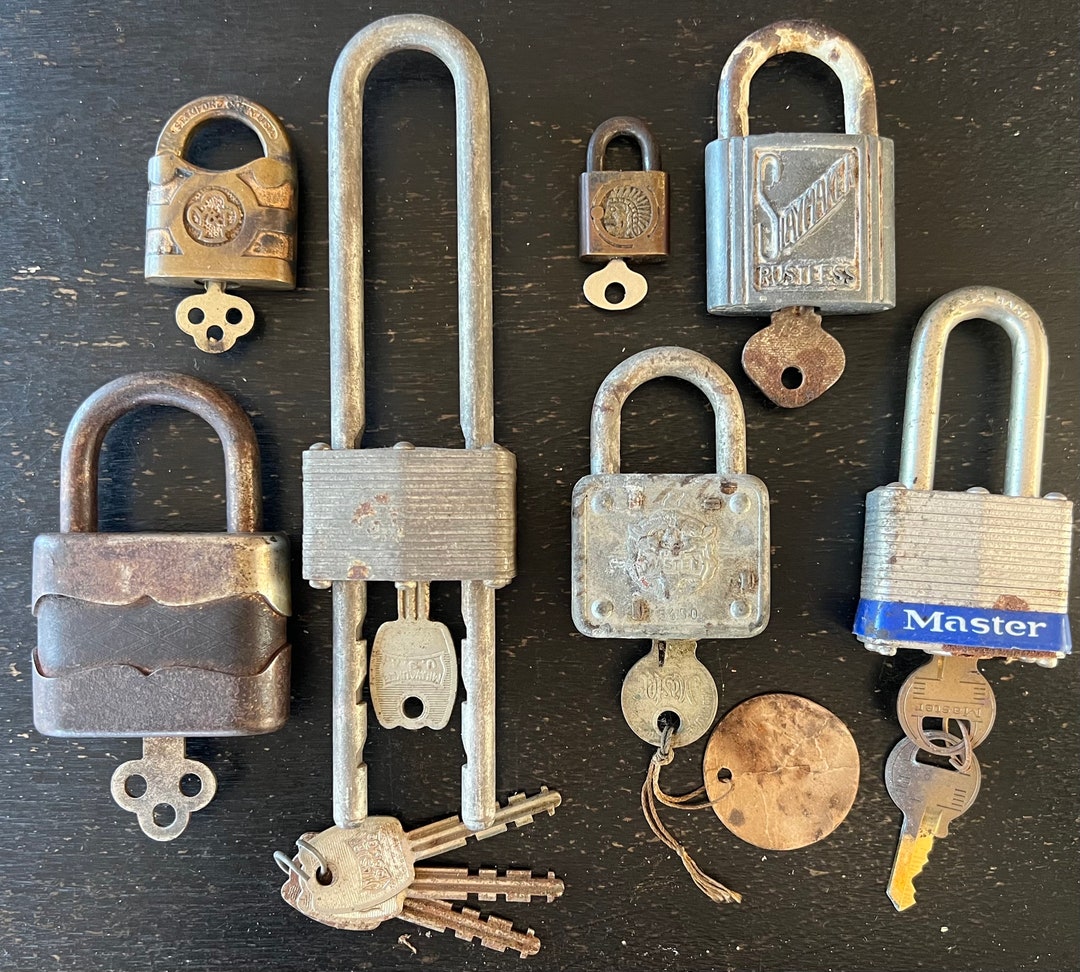 LOCKS 7 Padlocks With Keys: Brass Yale and Towne Y&T Clover 3/4 ...