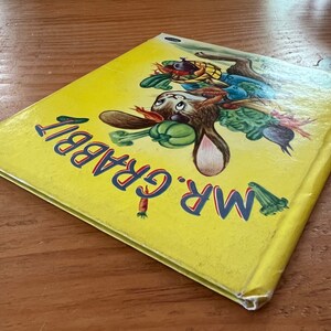 Vintage MR. GRABBIT 1952 Scarce Yellow First Edition Virginia Hoff Tell ...