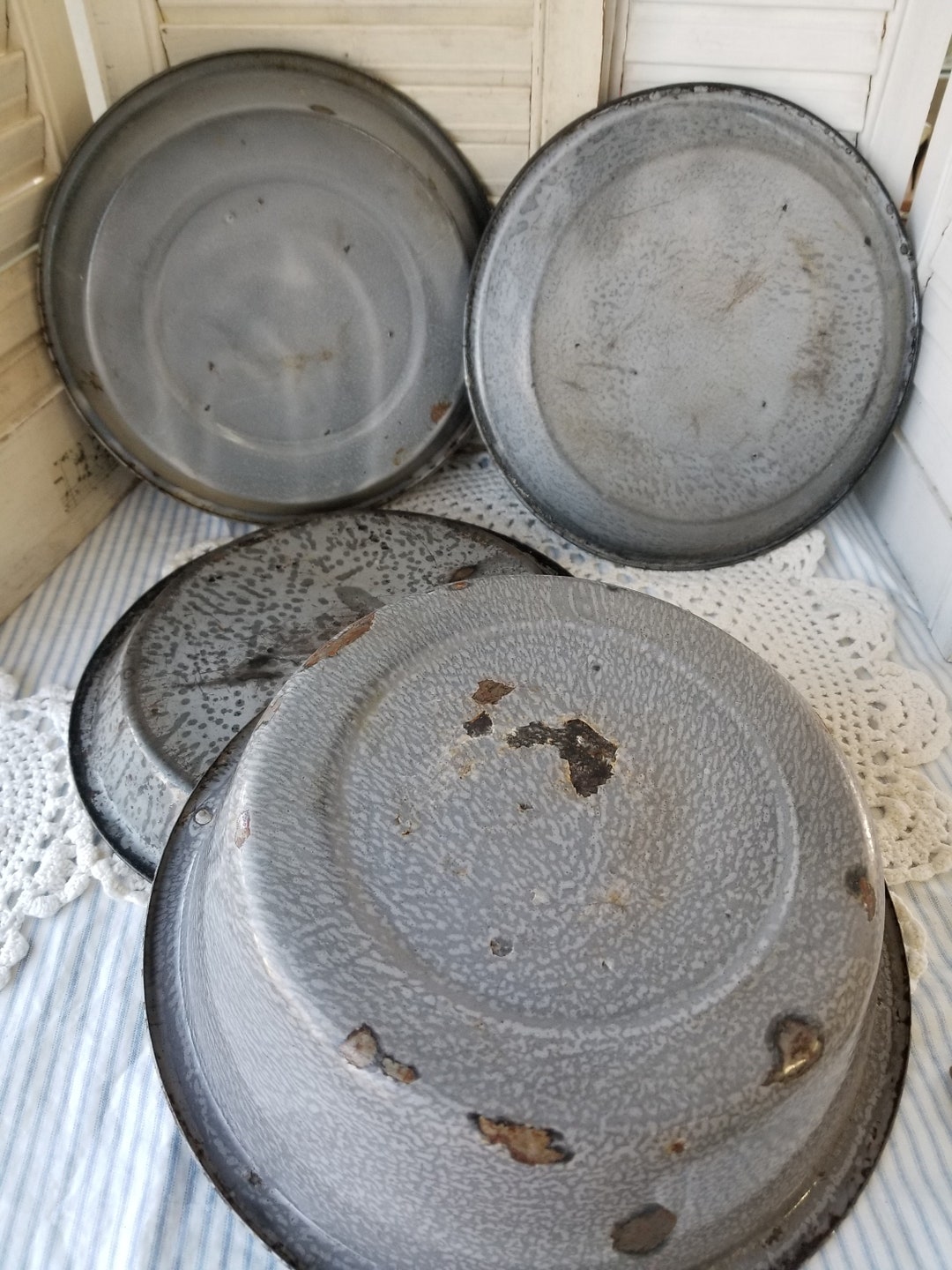 Primitive Antique Graniteware Pieces. These 4 Rusty Enameled Dishes ...