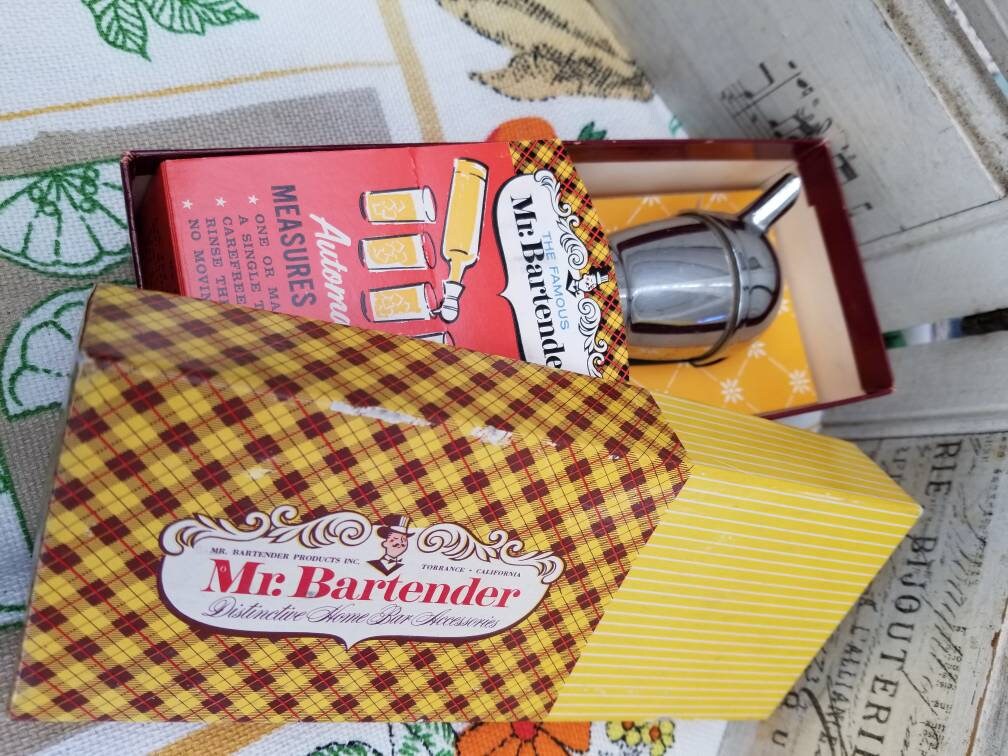 Add a unique vintage touch to your bar with this iconic jigger bar ...