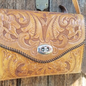 This Rustic Tooled Leather Purse is the Perfect Cowgirl Purse. This ...
