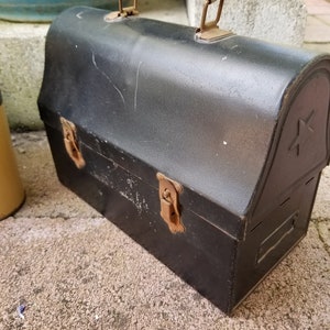 Rusty Crusty Old Domed Metal Lunch Box. This Five Pointed Star Black ...