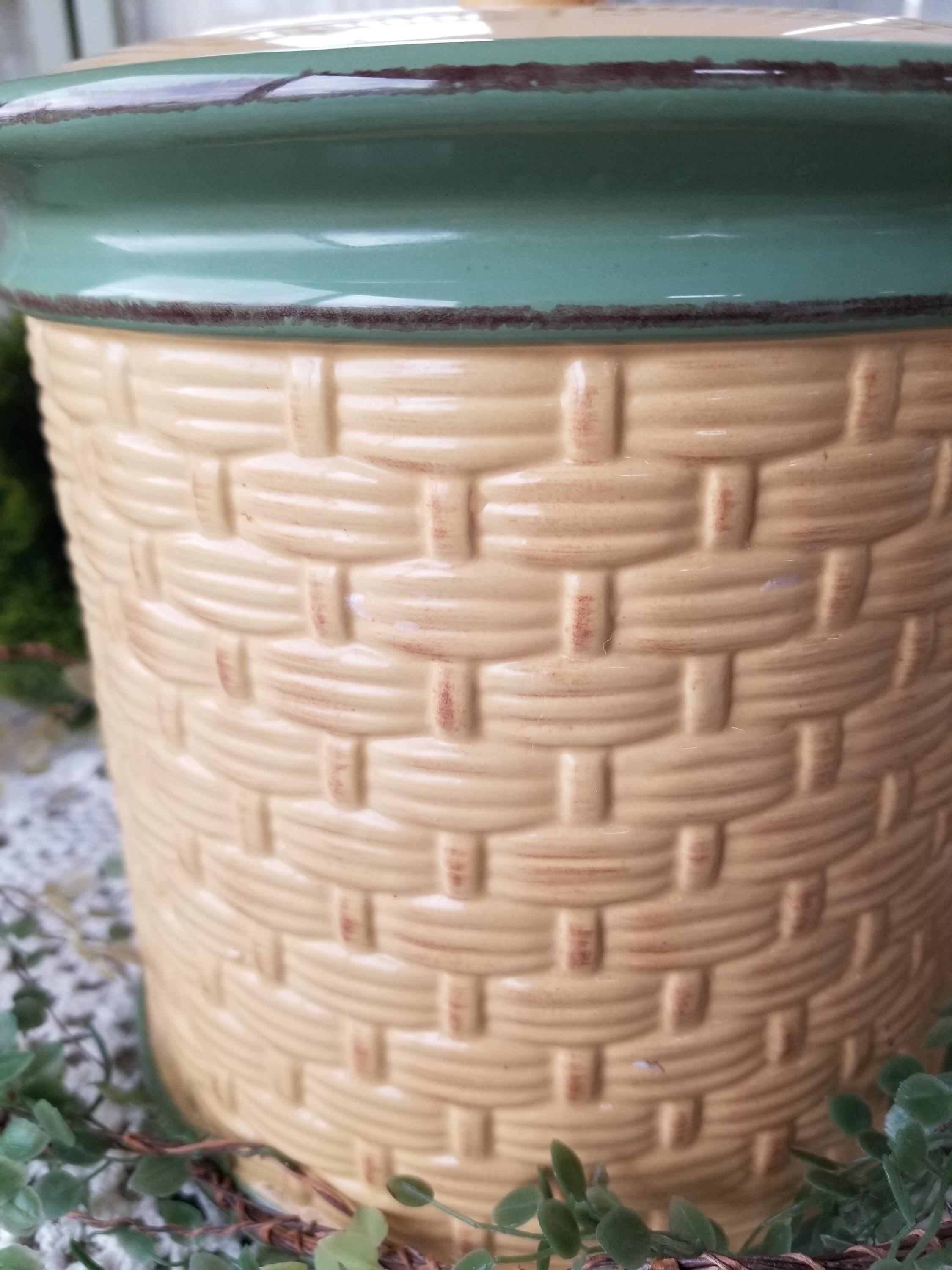 Adorable Cottage Style Cookie Jar. This Yellow and Green Vintage ...