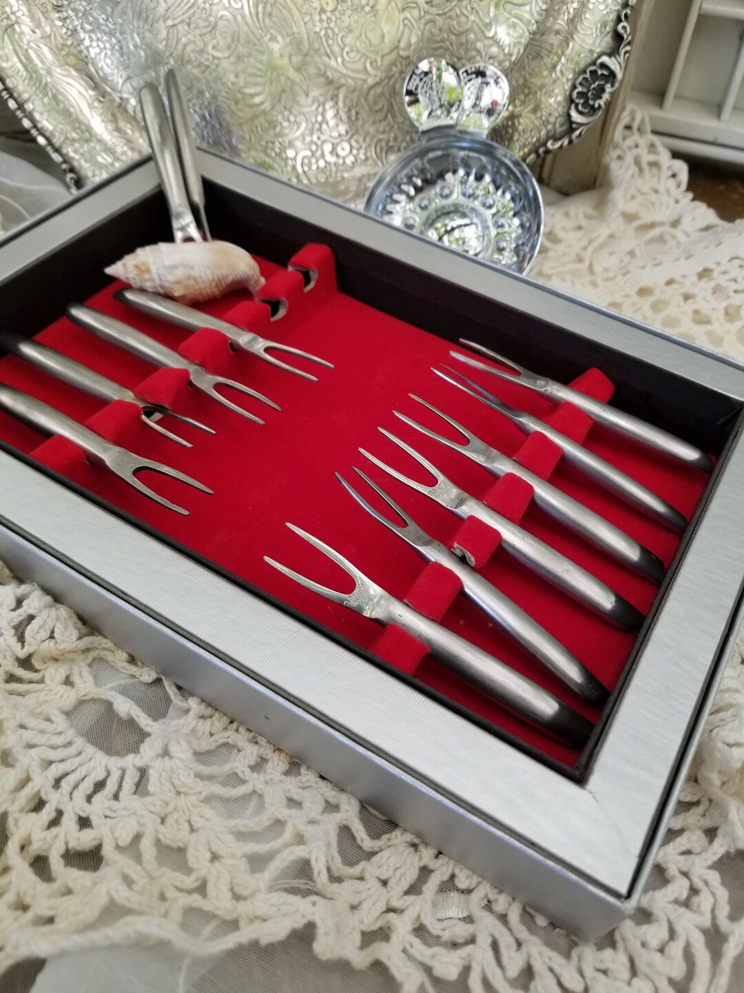 Elegant and Epicurious Heavy Stainless Steel Italian Appetizer Forks ...