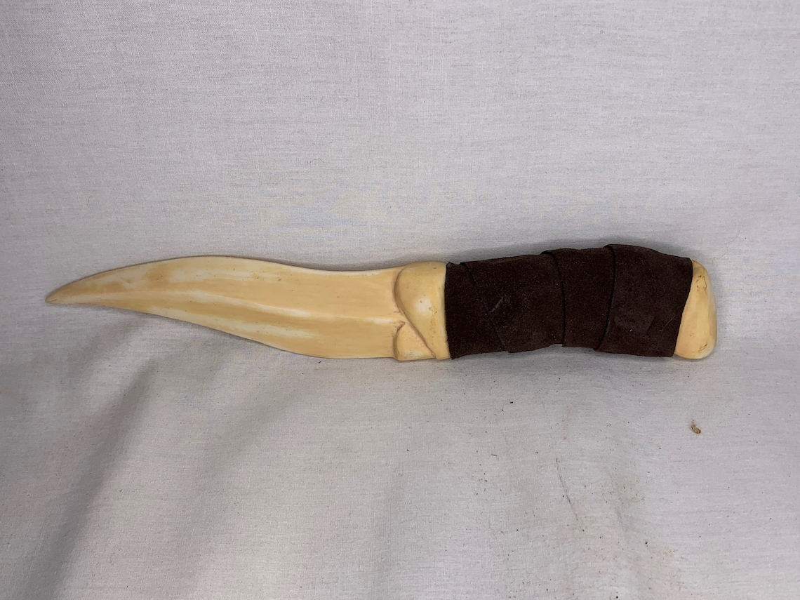 Dune; TV Mini-series Fremen Crysknife, Real Prop Replica, Leather Grip ...