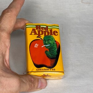Pulp Fiction Red Apple Soft Pack, Prop Replica, Shrink Wrapped, Plastic ...