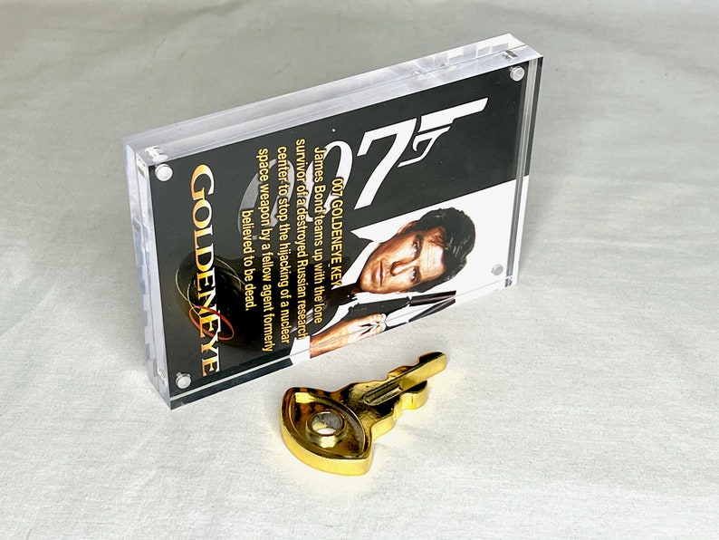 007, Goldeneye Gold Key, Real Prop Replica, Gold Plated Metal, Display ...