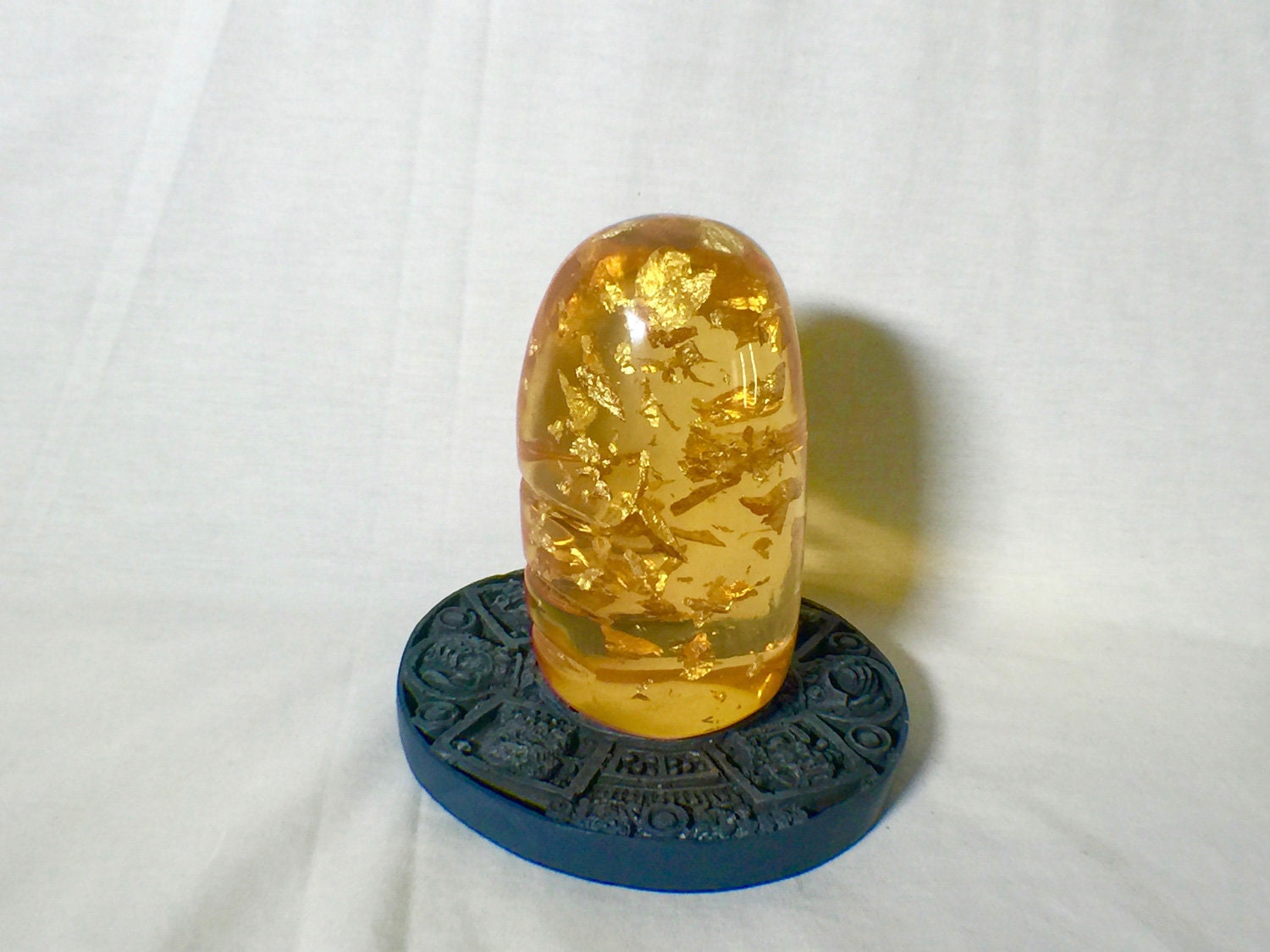 Indiana Jones, Sankara Stone Amber With Floating Gold Leaf, Signed ...