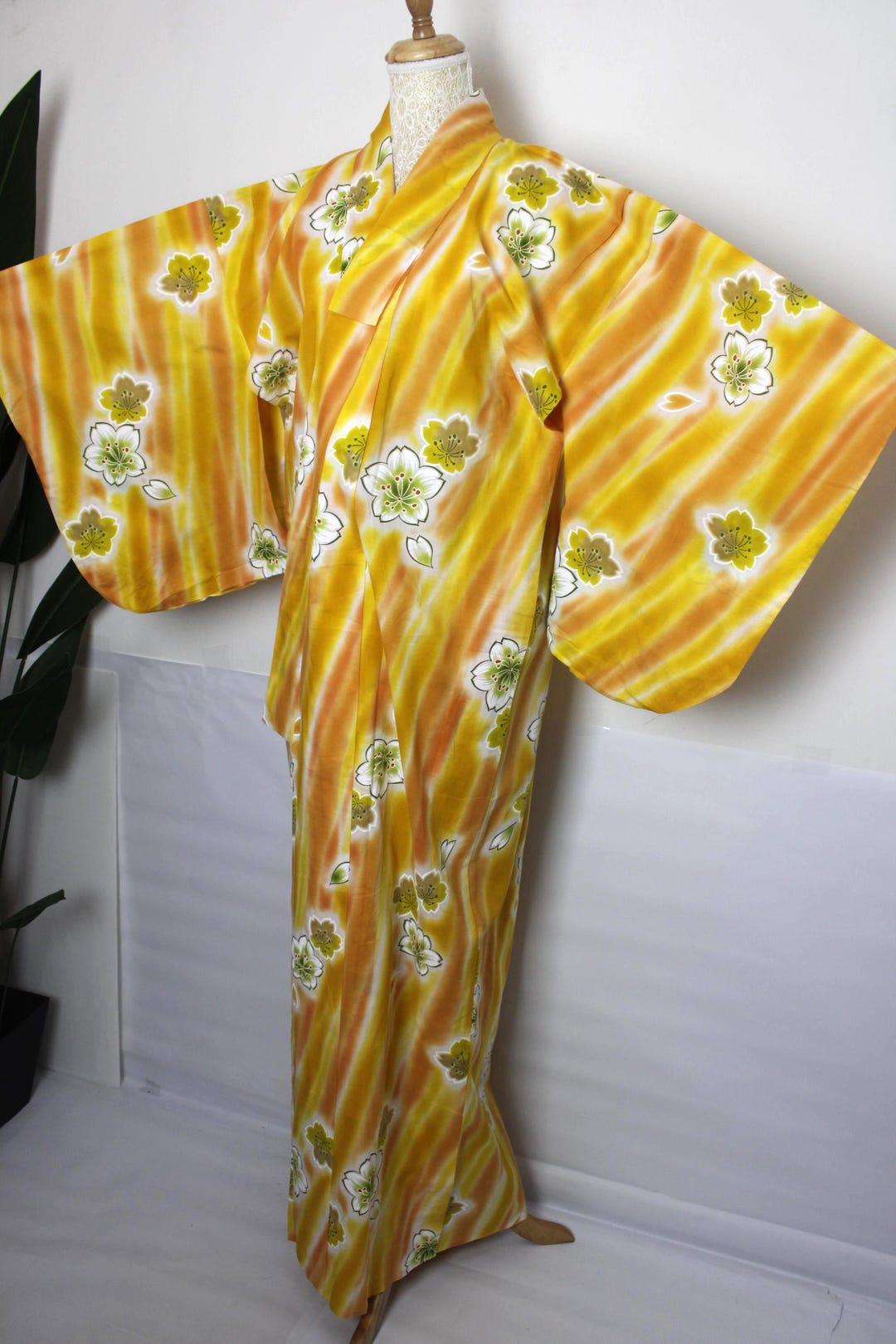 Japanese Yukata Summer Kimono Cotton Yellow Color Flower Floral Pattern ...