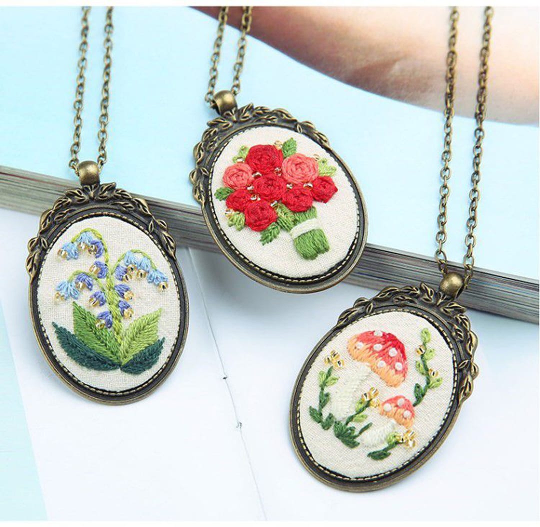 Embroidery Kit Handmade Embroidered Necklace-floral Necklace ...