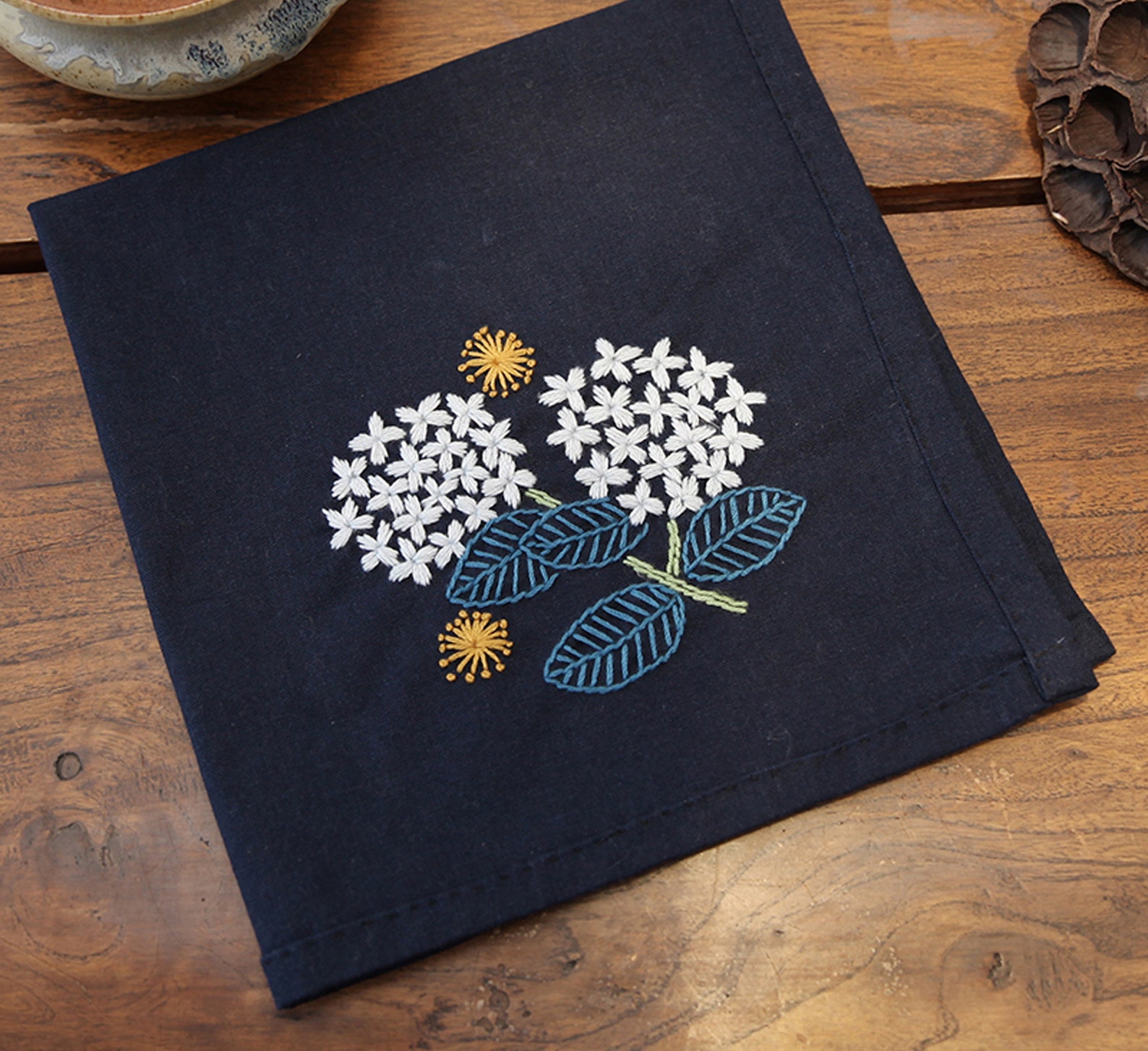 Handkerchief Embroidery Kit for Beginner, Modern Embroidery Kit, Napkin ...