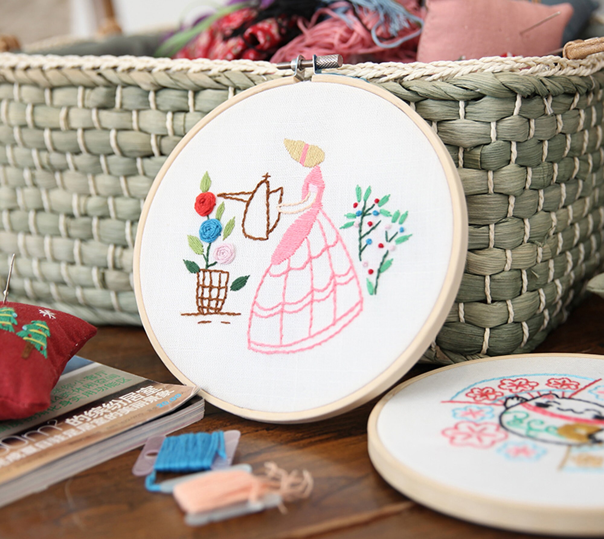 Hand Embroidery Kit Flower Skirt Girl Embroidery Kit Beginner ...