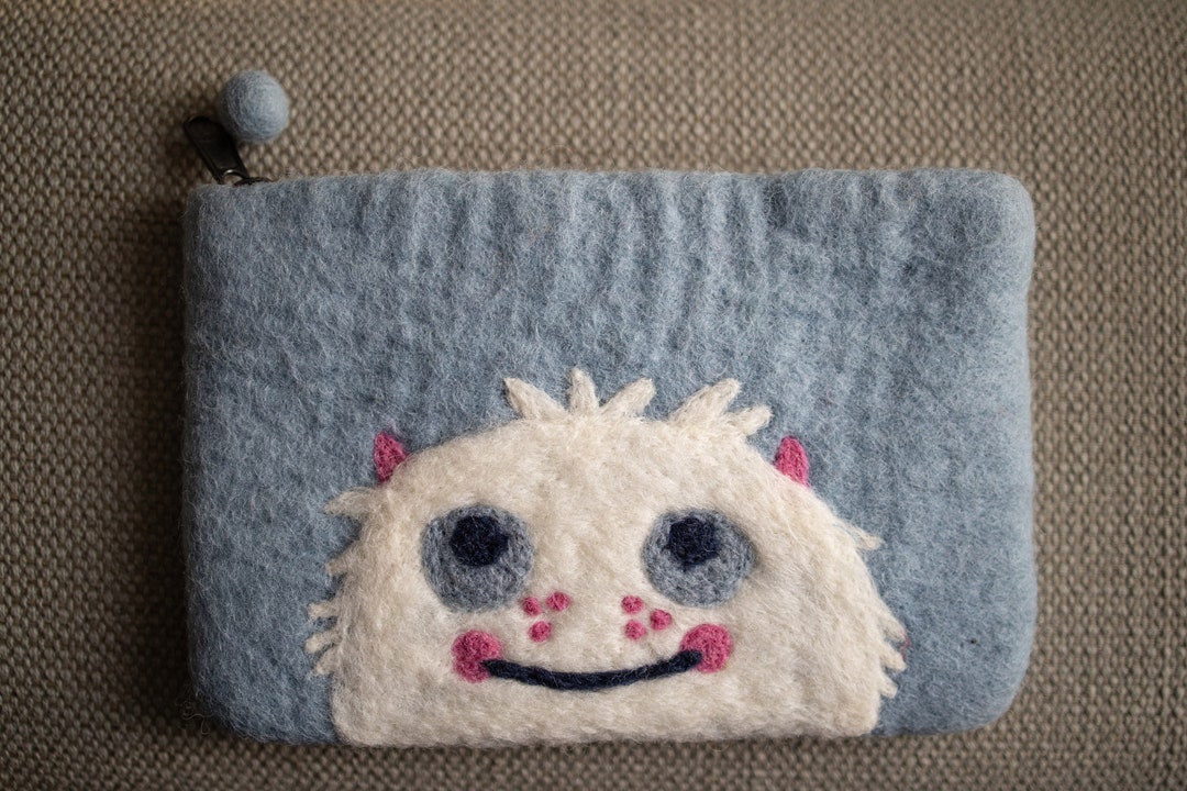 Felt Case, Yeti Case, 100% Wool, Handmade, Wet-felted, Zipper Case ...
