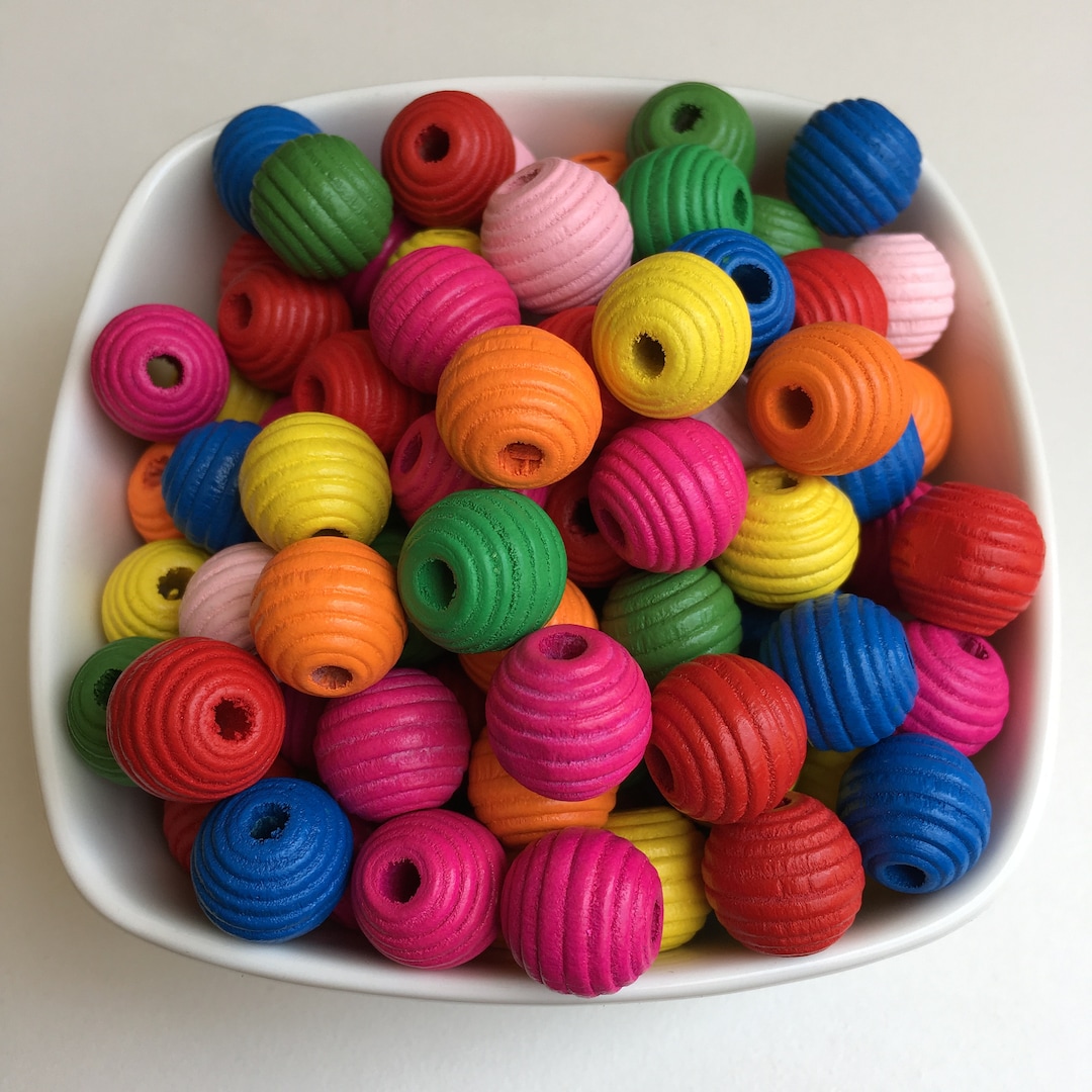 25 Wooden Beads, Mixed Primary Colours , Beehive Spiral Round Wood Bead ...