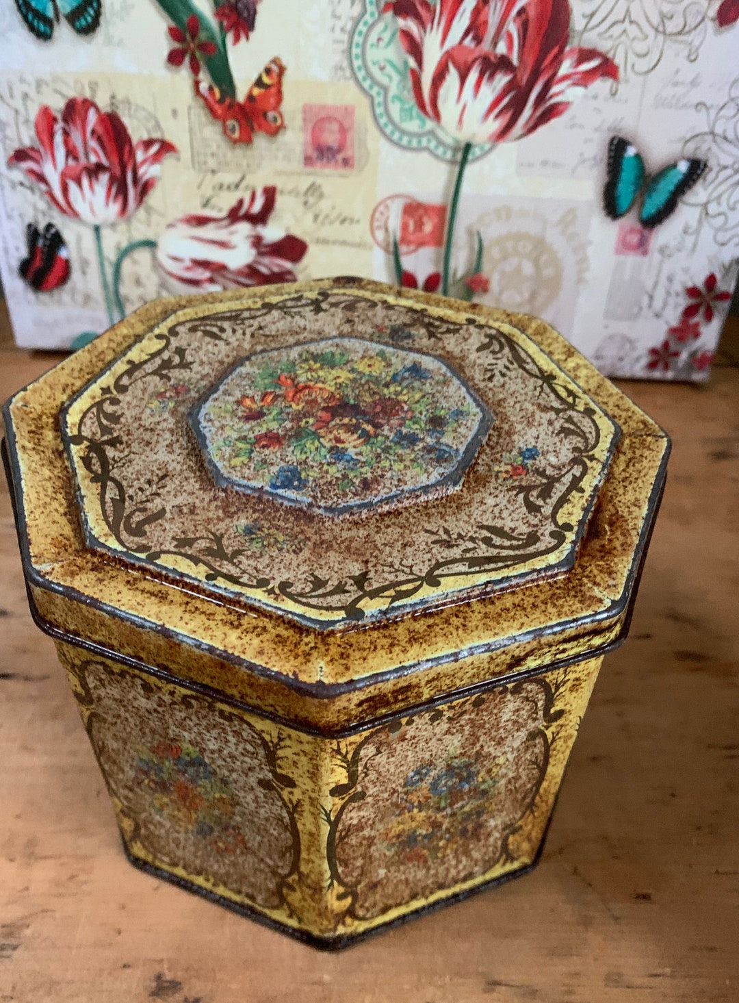 Vintage Huntley & Palmers Biscuit Tin 1960s. Octagonal Shape - Etsy