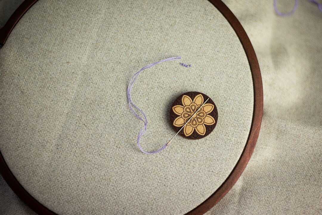 Flower Needle Nanny, Magnetic Needle Holder, Sewing Pin Holder, Small ...