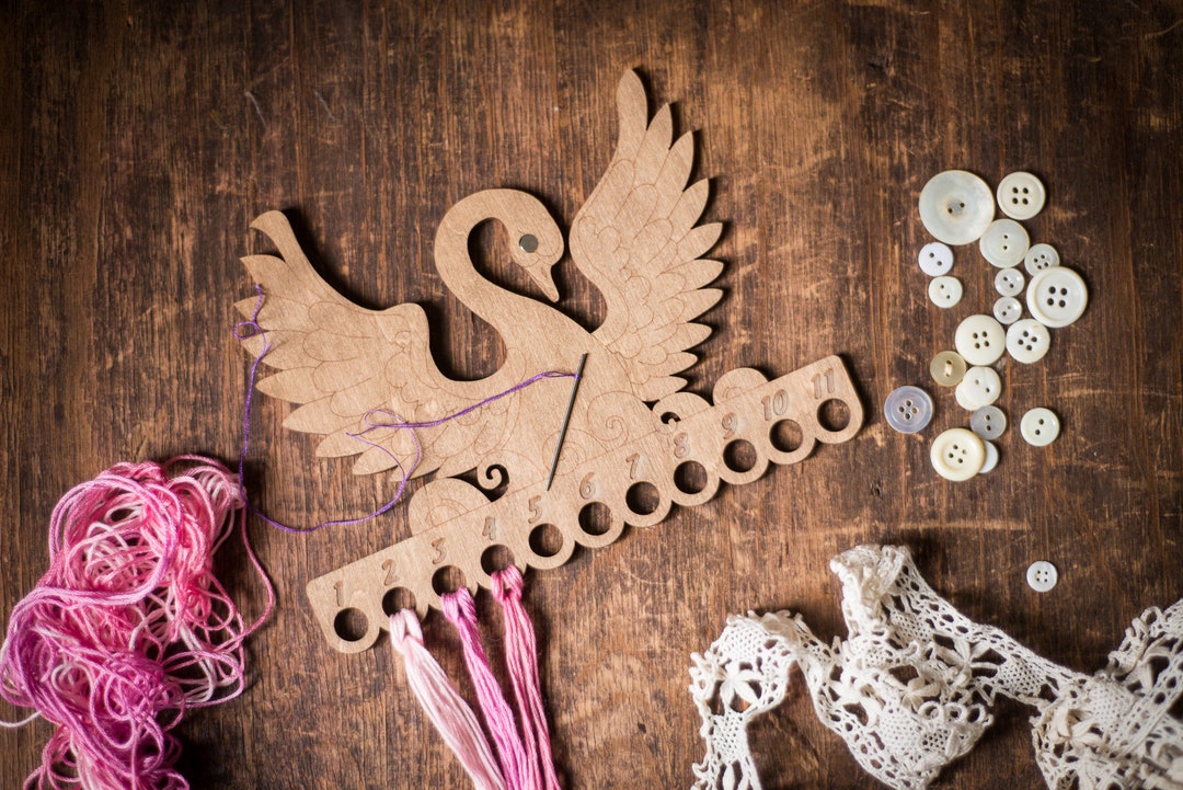 Cross Stitch Thread Organizer With Swan Art Decor, Wooden Sewing Needle ...