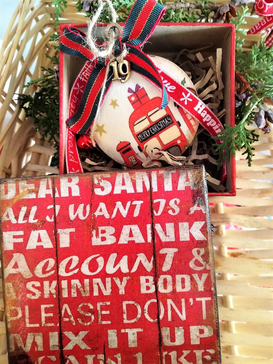 Christmas Stocking Stuffer Set, Traditional Christmas Kraft Box With ...