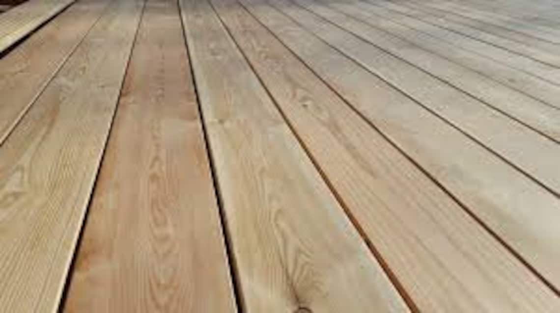 SPECIAL OFFER Siberian Larch Decking reversible Smooth/ Reeded Profile ...