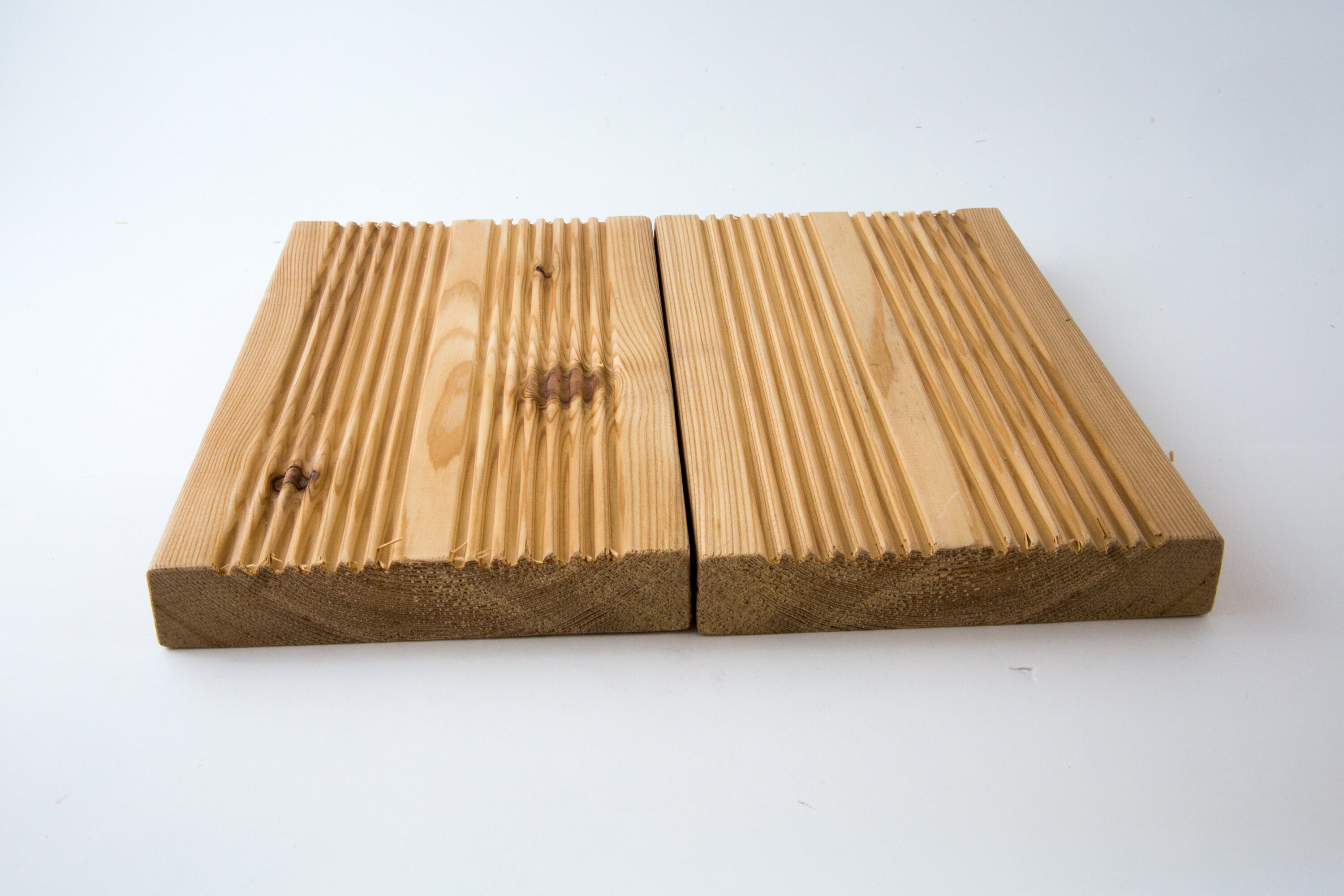 SPECIAL OFFER ! Siberian Larch Decking (reversible Smooth/ Reeded ...