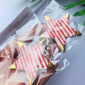 White Star Magnet With Red Stripes - Etsy